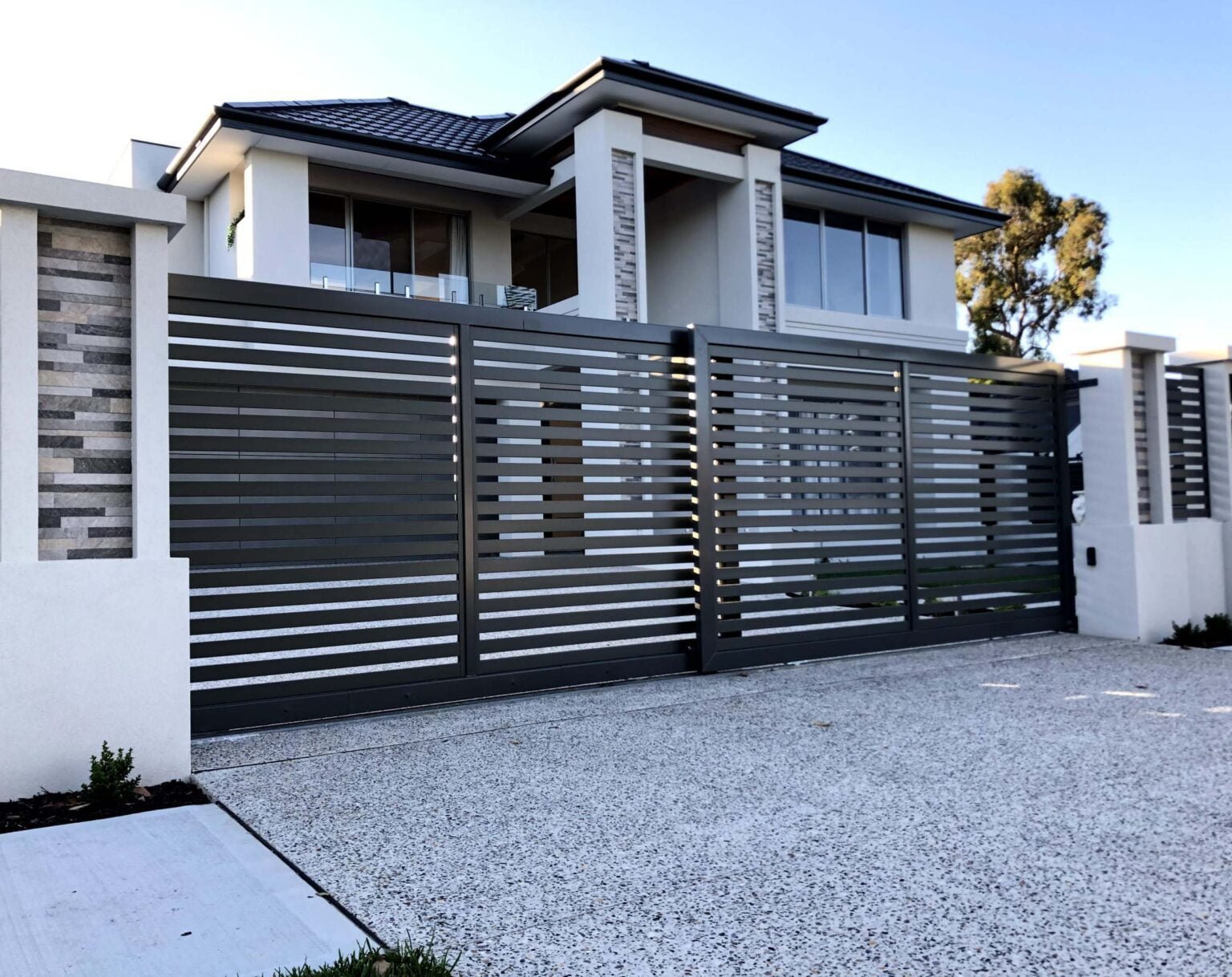 4 Panel Telescopic Gate - MrTech